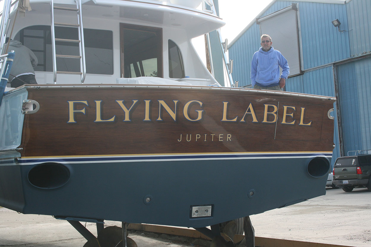 Flying Lable, Jupiter Boat Transom | BOATS TRANSOM ARTWORK PAINTING ...